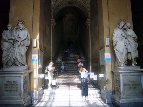 La Escalera Santa, Basílica de San Juan de Letrán : Sobre Roma